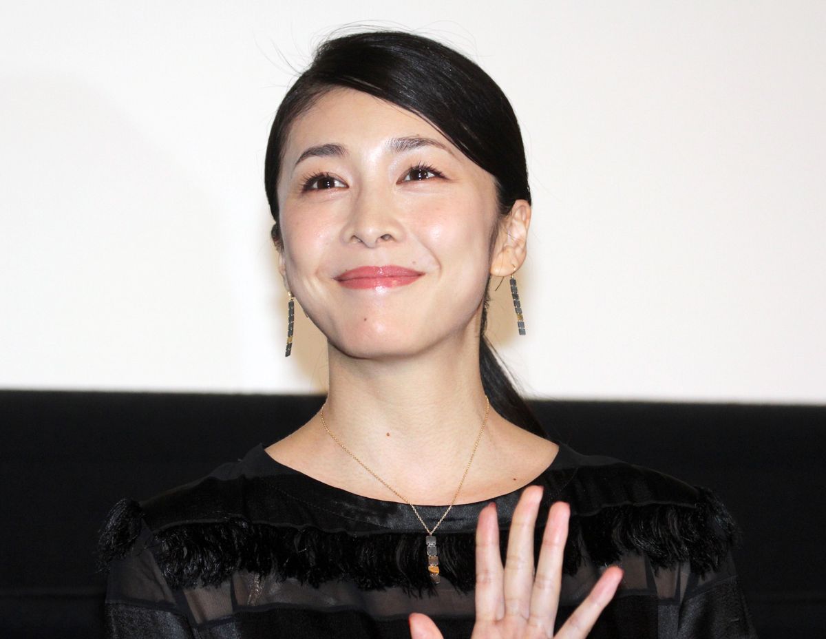 竹内結子、命令されるのは快感？ シネマトゥデイ 