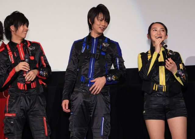 映画『特命戦隊ゴーバスターズvs海賊戦隊ゴーカイジャー The Movie』完成披露試写会写真ギャラリー:フォトギャラリー|シネマトゥデイ
