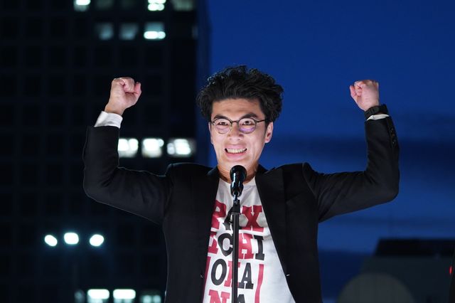 謎の男の正体は…「相棒season23」第19話（最終回SP後篇）場面カット：フォトギャラリー｜シネマトゥデイ