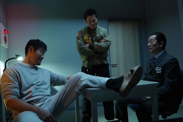 謎の男の正体は…「相棒season23」第19話（最終回SP後篇）場面カット：フォトギャラリー｜シネマトゥデイ